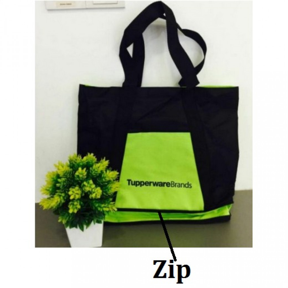 TUPPERWARE KIT BAG